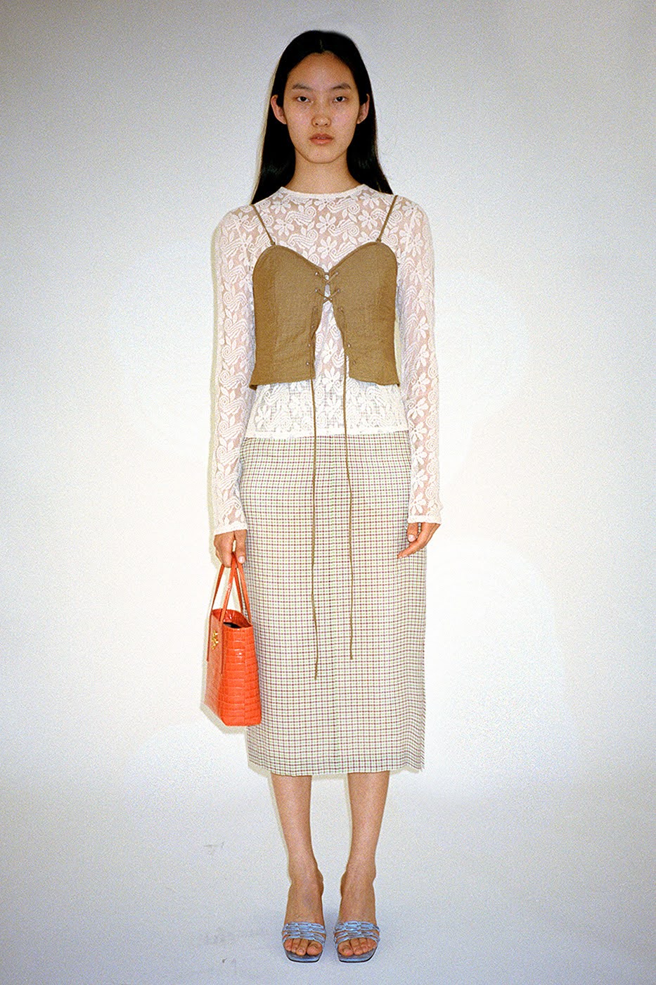 PF20 LOOKBOOK – REJINA PYO